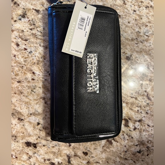 Kenneth Cole Reaction | Other | Nwt Kenneth Cole Reaction Urban ...